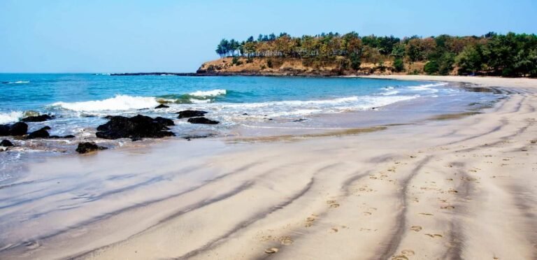 Murud Janjira: A Picturesque Destination for Romantic Pre-Wedding ...